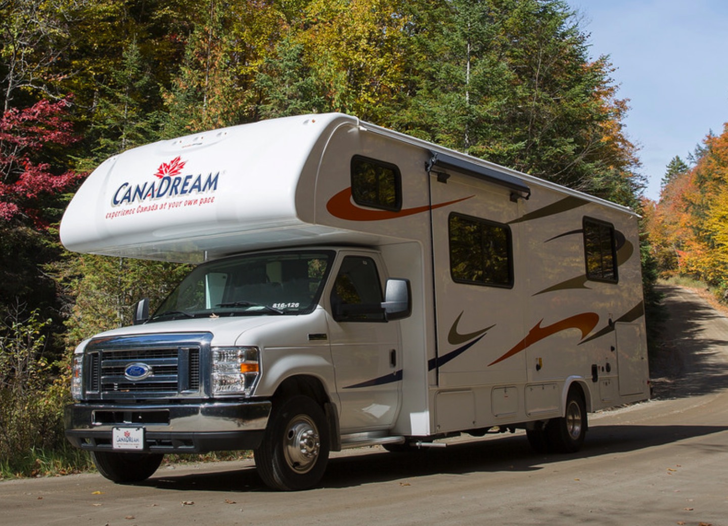 Campervan Hire Toronto - Experience Canada | Auto Europe